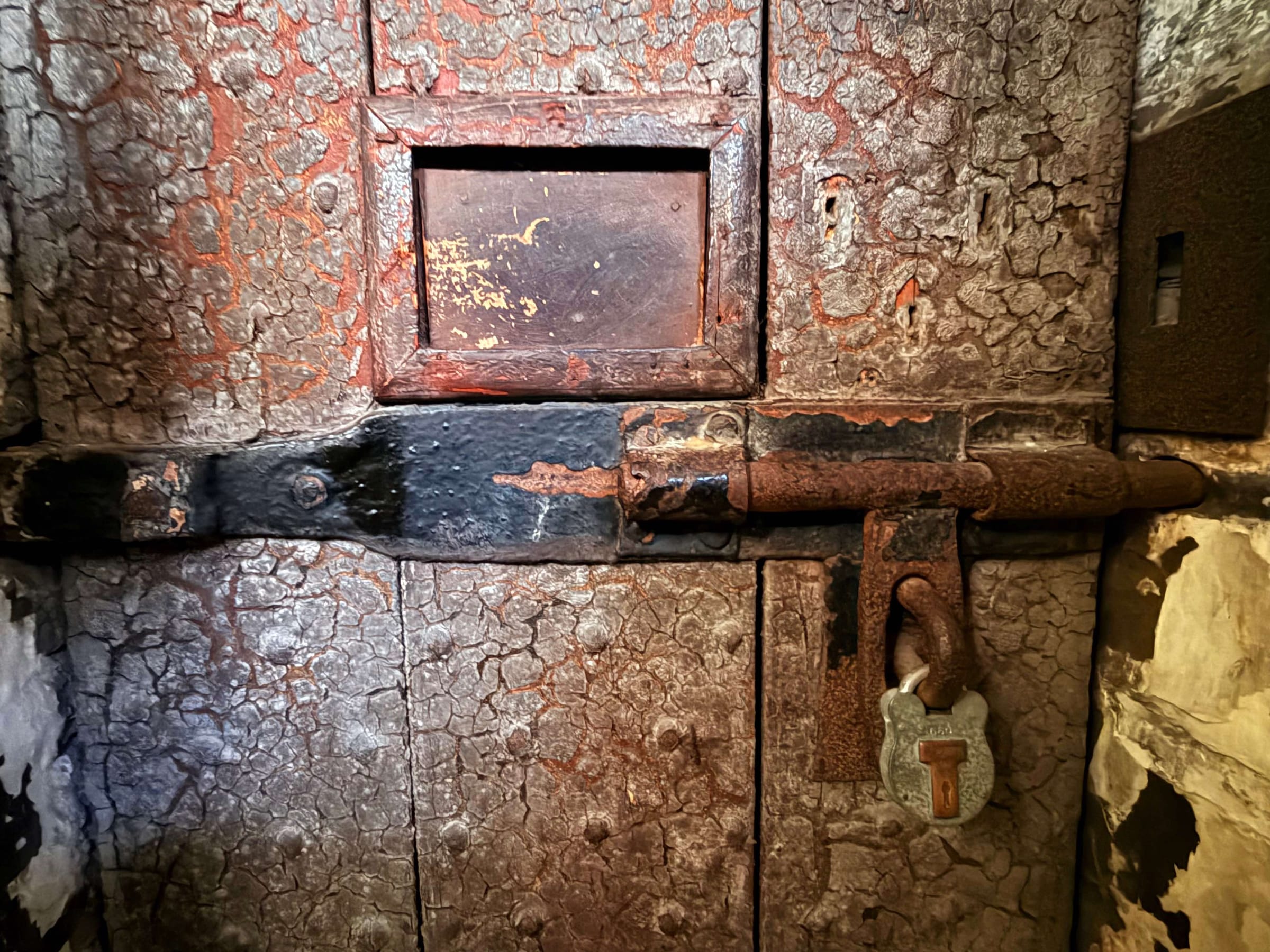 Kilmainham Gaol Museum Review: Guide to Ireland's Historic Prison